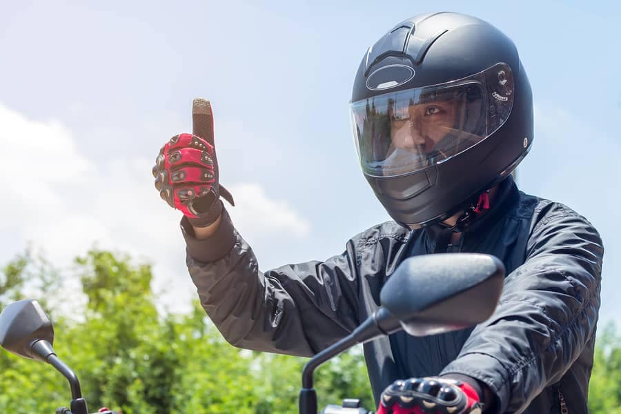 The Importance (and Effectiveness) of Hand Signals While Riding